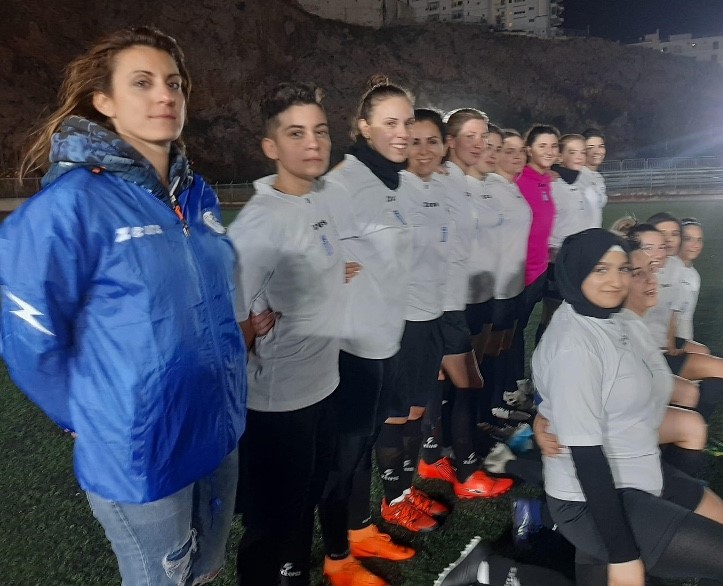 Στηρίζουμε την πρώτη γυναικεία ποδοσφαιρική ομάδα της Αθήνας από τον ...